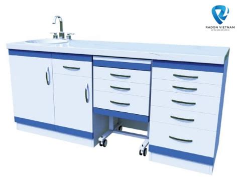 Tại Sao Nên Sử Dụng Tủ đựng Dụng Cụ Nha Khoa Chuyên Dụng