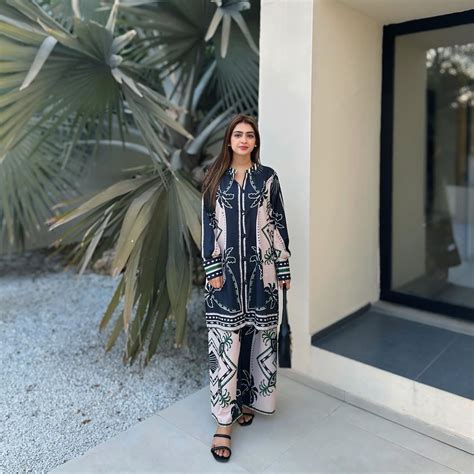 Namreen 👩‍⚕️ Namreen • Instagram Photos And Videos