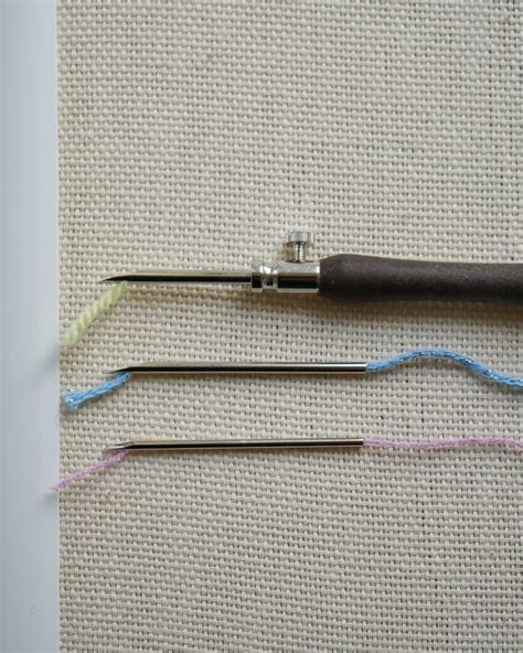 НОВИНКА Игла для ковровой вышивки Lavor Punch Needle Special
