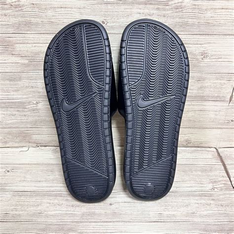 Yahooオークション 1円~28cm 新品未使用 タグ付 Nike Benassi Jdi