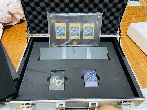 遊戲王 青眼白龍 半鑽 海馬手提箱 25周年 Ultimate Kaiba Set 露天市集 全台最大的網路購物市集
