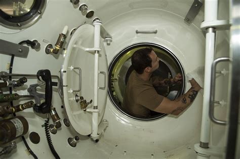 The Chokes Decompression Sickness At Layla Helms Blog