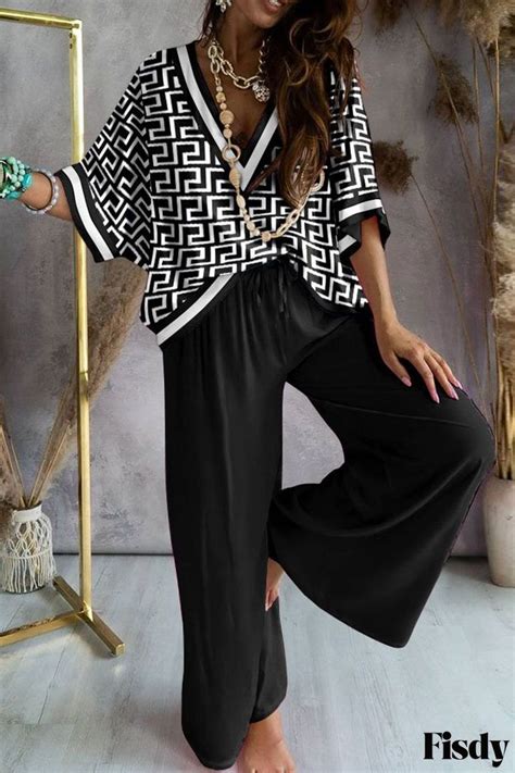 Fisdy Chic Monochrome Print Patchwork V Neck Two Piece Outfit For Casual Wear Loose Outfit