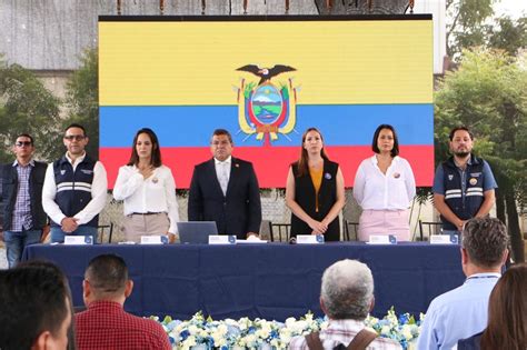 MANOLITA on Twitter Más Ecuador en el mundo y más mundo en el Ecuador