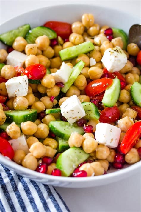 Garbanzo Bean Salad With A Greek Lemon Dressing I Knead To Eat