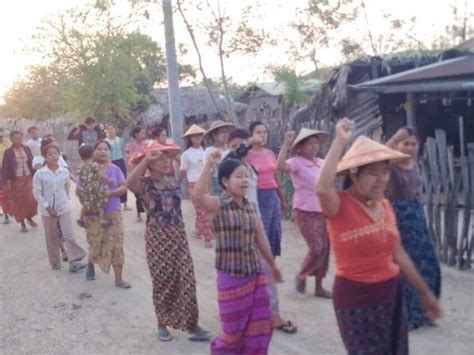 ယင်းမာပင်မြို့နယ် မြောက်ခြမ်း ကျေးရွာများ သပိတ် စစ်ကြောင်းက စစ်အာဏာရှင် တော်လှန်ရေး ချီတက် ဆန္ဒပ
