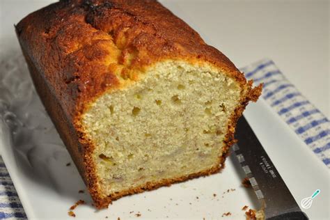 Bolo de banana simples no liquidificador Fácil
