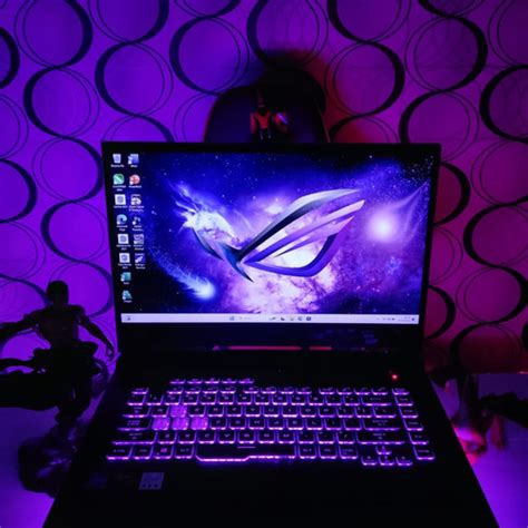 Jual Laptop Gaming Asus Rog Strix Iii Core I G Gt Ram Gb Ssd Gb Kota Tangerang Selatan