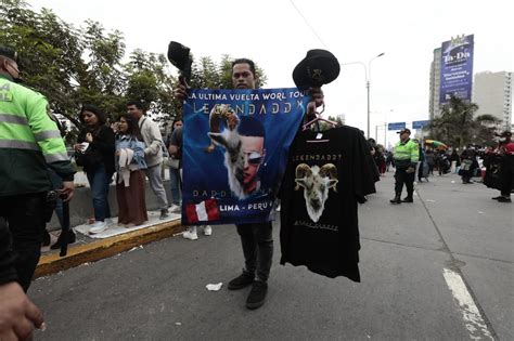 Daddy Yankee En Lima Así Esperan El Inicio Del Concierto Sus Fans