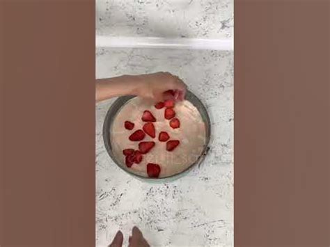 ТИРОЛЬСКИЙ ПИРОГ С КЛУБНИКОЙ Ну очень вкусный пирог - YouTube