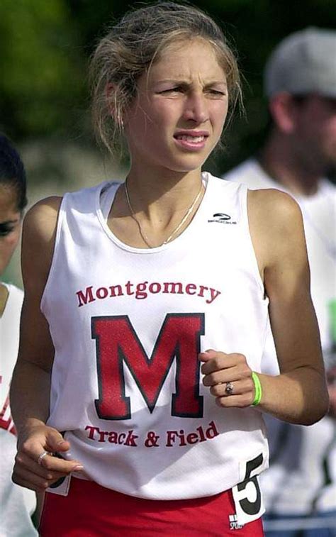 Distance Runner Sara Hall To Release For The Love Of The Grind Memoir