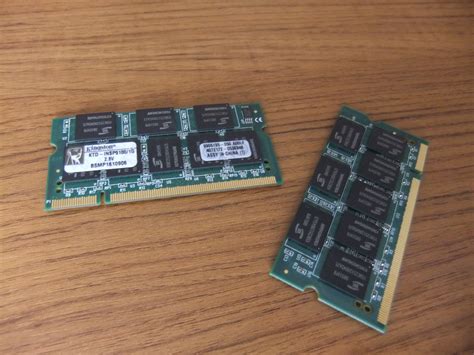 Kingston Ddr1 2x1gb Uparene Memorije 400mhz Garancija