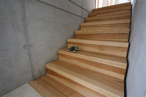 Pflegeanleitung für Holztreppen Friedrich Treppenbau