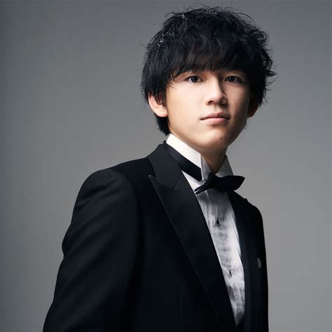 出演者プロフィール 亀井聖矢 ｜ ロン・ティボー 国際音楽コンクール ガラ・コンサート ＜オフィシャルhp＞