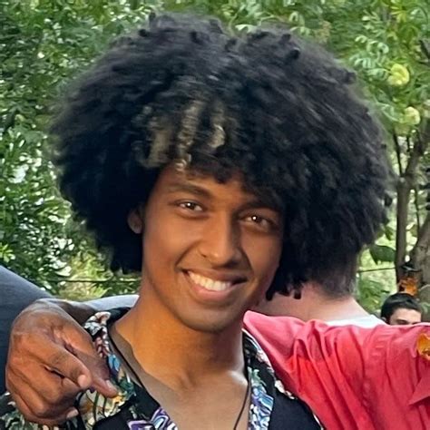 Zelalem Zesty B • Threads Say More
