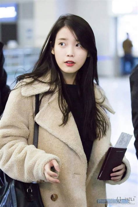 출국하는 아이유 인스티즈 Instiz 이슈 카테고리