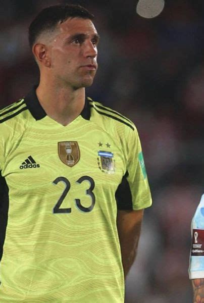 El Dibu Martínez Filtra Un Mensaje Privado Para Lionel Messi Y Desata