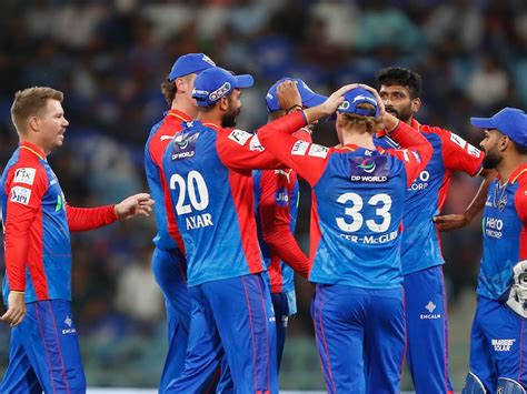 Big Blow For Rishabh Pants Delhi Capitals Star Player Heads Home Mid