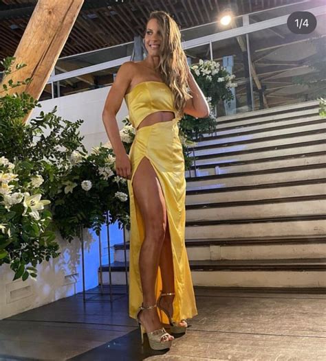 “guapisima” Lucila Vit Sacó Aplausos Tras Lucir Elegante Look