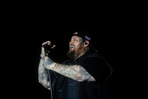 Noah Kahan Duets With Jelly Roll At First Night Of Nashville Shows