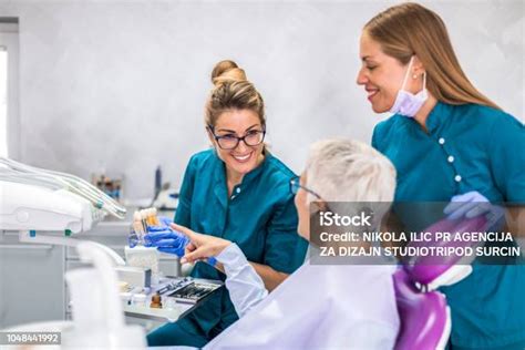 썩은 이빨 간호사에 대한 스톡 사진 및 기타 이미지 간호사 건강관리와 의술 검사 보기 Istock