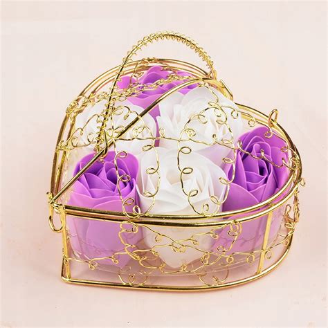 Flowerbox mydlane kwiaty róże w koszyku na prezent WQ019PW Cena