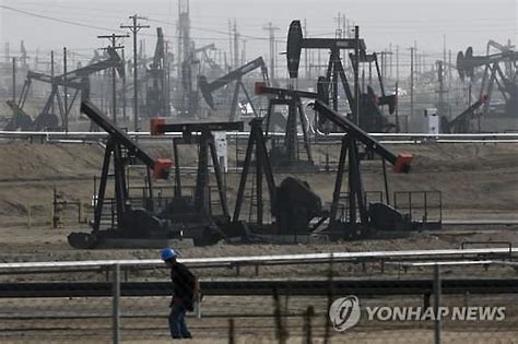 Opec 마침내 내달 산유량 동결할까 아주경제