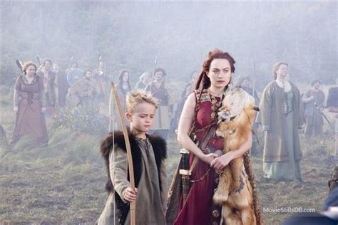 Outlander Publicity Still Of Sophia Myles And Bailey Maughan Outlander Ron Perlman Film Fantasy