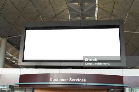 거리 벽에 큰 빈 빌보드 배너 자신의 텍스트를 추가 하는 방 0명에 대한 스톡 사진 및 기타 이미지 0명 간판 거리 Istock