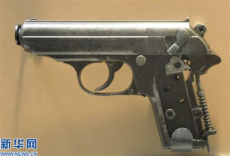 中国博物馆里的外国枪美国M1911A1型手枪 中新网