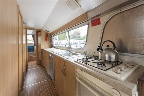 Classic Gem Norfolk Broads Boating Holidays Richardsons Boating