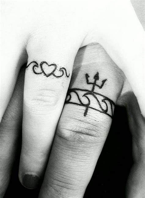 40 Awesome Wedding Band Ring Tattoos Hi Miss Puff