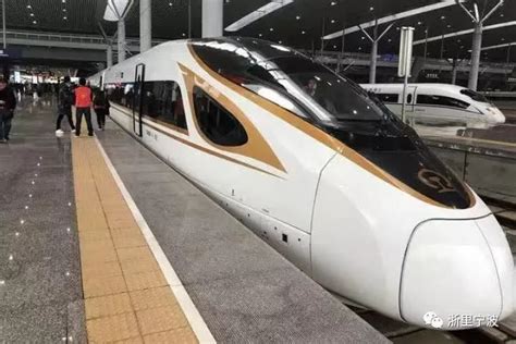 3小時！本周五起，寧波人坐火車可直達黃山！沿途還有千島湖 壹讀
