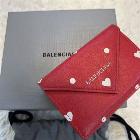 美品！限定品！balenciaga バレンシアガ 折財布 三つ折り財布 ハート柄 の最新アイテム Silberteccl