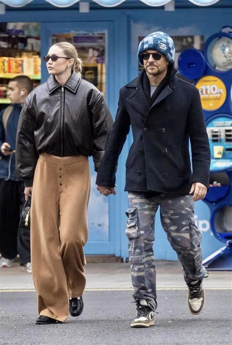 ვარსკვლავური წყვილი ბრედლი კუპერი და ჯიჯი ჰადიდი ხელიხელჩაკიდებულები გადაიღეს რადიო ფორტუნა