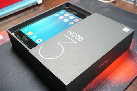 國產拍照旗艦6gb128gb，人臉解鎖，直降400，售價僅為2199 每日頭條