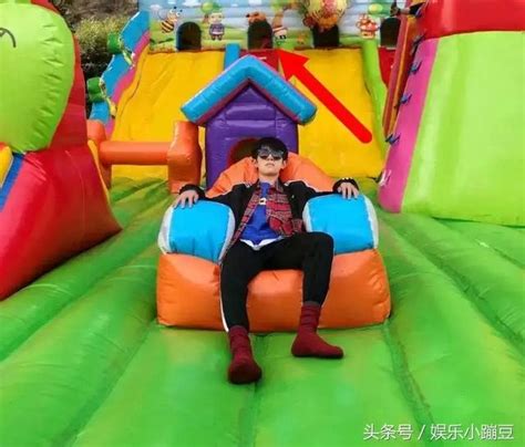 易烊千璽為何被稱為「大佬」那是因為你沒見過大佬的這些照片！ 每日頭條