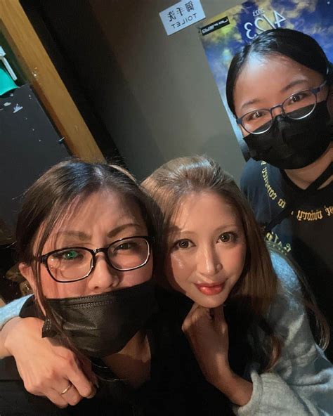 一井悠理さんのインスタグラム写真 一井悠理instagram「誕生日お祝い皆ありがとうございました😊 ぶじ37歳を迎えることが出来まし