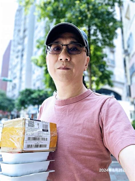 66歲陳文茜慘摔「膝蓋流黑血」！486先生點出質疑：精彩的神操作 娛樂星聞