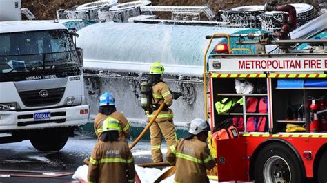Freeway Reopens After Horror Smash Au — Australias Leading