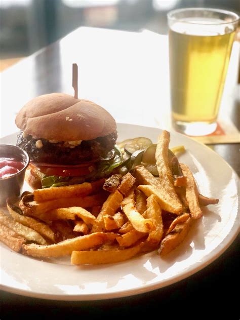 Gold Nugget Tavern And Grille Home Minnetonka Minnesota Menu