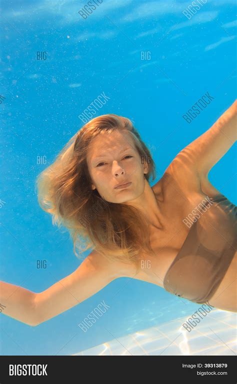 Young Woman Underwater Image And Photo Free Trial Bigstock