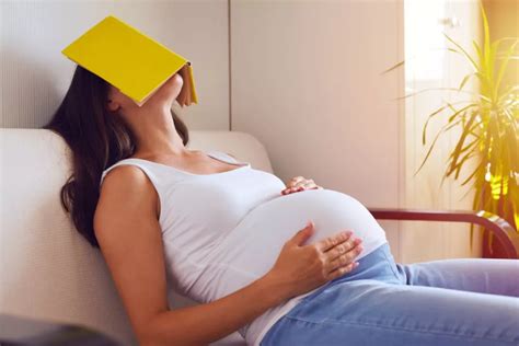 كيف أخفف من إرهاق الحمل؟ مجلة سيدتي