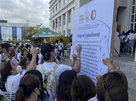 Bacolod Officials Lead Commitment Signing To End Violence Vs Women