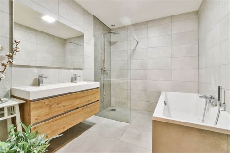 Comment installer une VMC dans la salle de bain étapes et astuces
