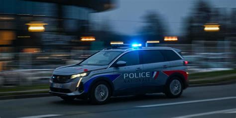 Un Homme Poignardé à Mort En Pleine Rue Le Suspect Interpellé