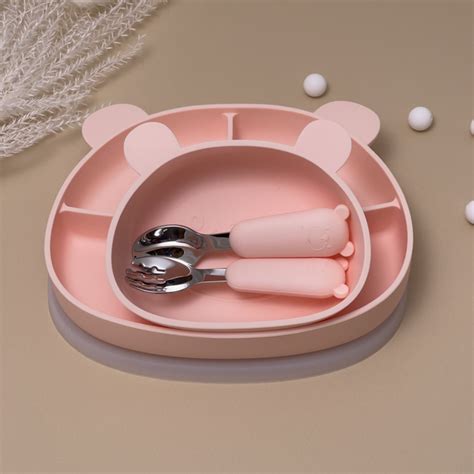 Набор посуды из пищевого силикона на присоске для первого прикорма Мишка 5 шт Персиковый фото