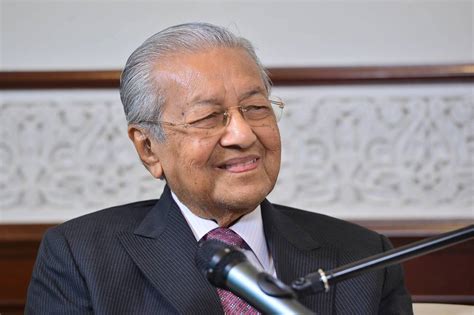 Tun M Warded For Lung Infection Defamation Trial Postponed