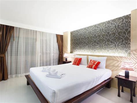 The Banana Leaf Hotel Lodging At Kathu