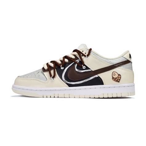 購買 【定制球鞋】nike Dunk Low Retro 椰奶 巧克力 手繪皮貼 墨點 特殊鞋盒 低筒 休閒鞋 男款 灰棕 Novelship
